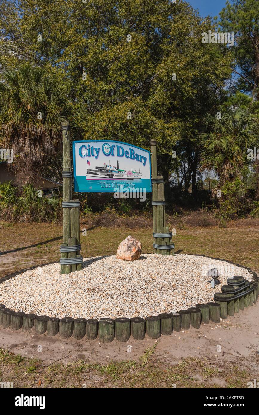 Welcome Sign to the City of DeBary, Florida USA Stock Photo - Alamy