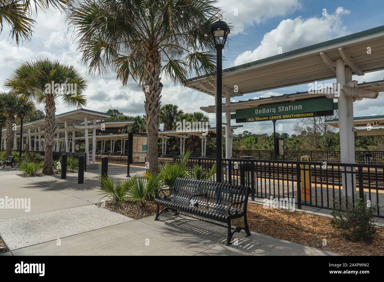 Sunrail hi-res stock photography and images - Alamy
