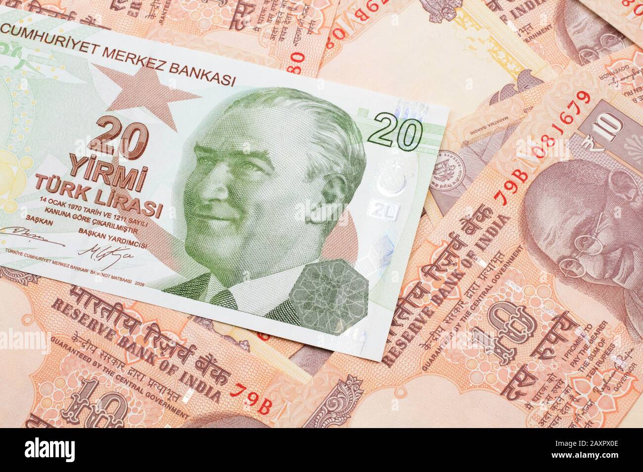 Indian rupee cash green hi-res stock photography and images - Alamy