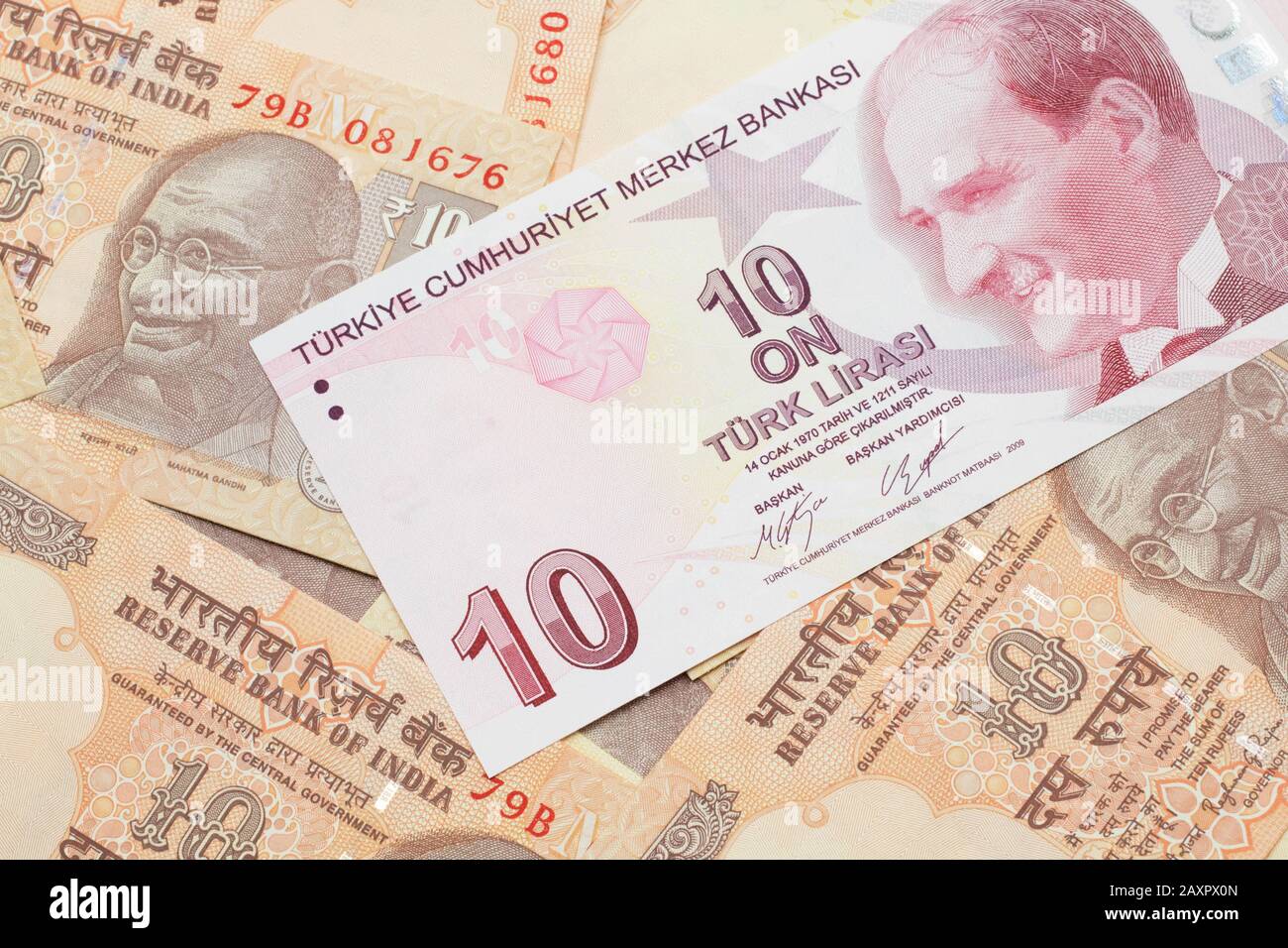 Ten lira coin hi-res stock photography and images - Alamy