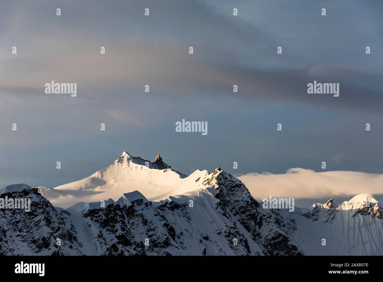 Alpine border hi-res stock photography and images - Alamy