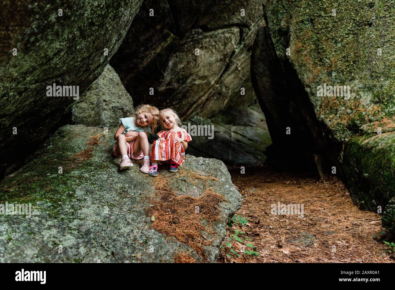 Little cave hi-res stock photography and images - Alamy