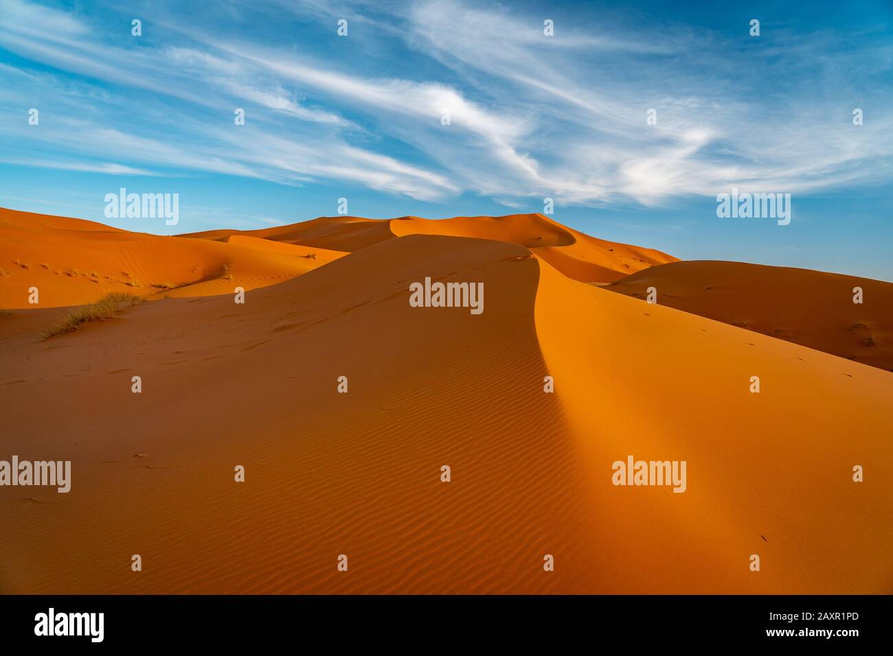 Morocco sand hi-res stock photography and images - Alamy