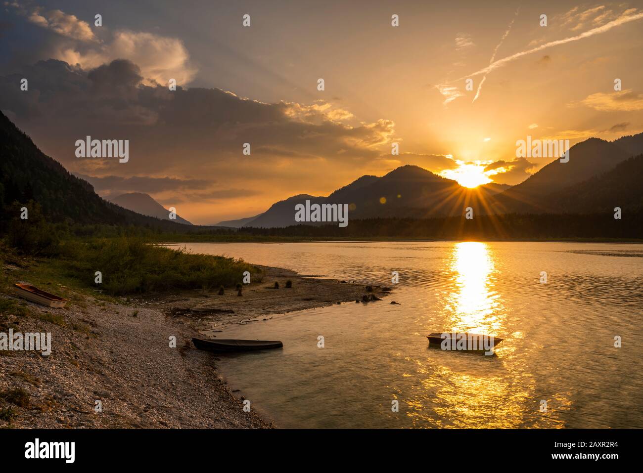 Sunbeam dam hi-res stock photography and images - Alamy