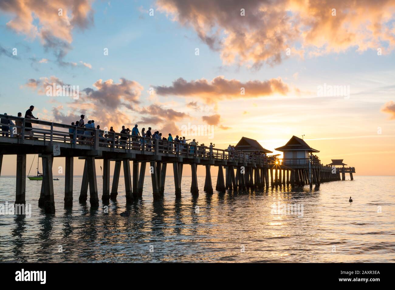 Evening at the Naples Pier, Naples, Florida, USA Stock Photo - Alamy