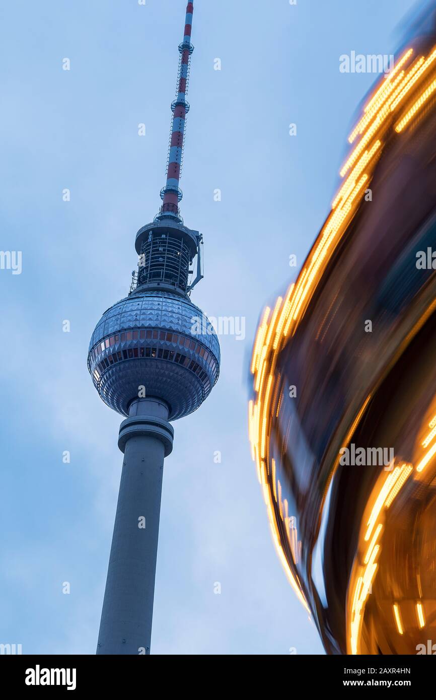 Rotating carousel hi-res stock photography and images - Alamy