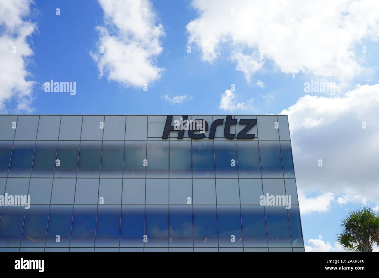 Exterior view of hertz car rental hi-res stock photography and images ...
