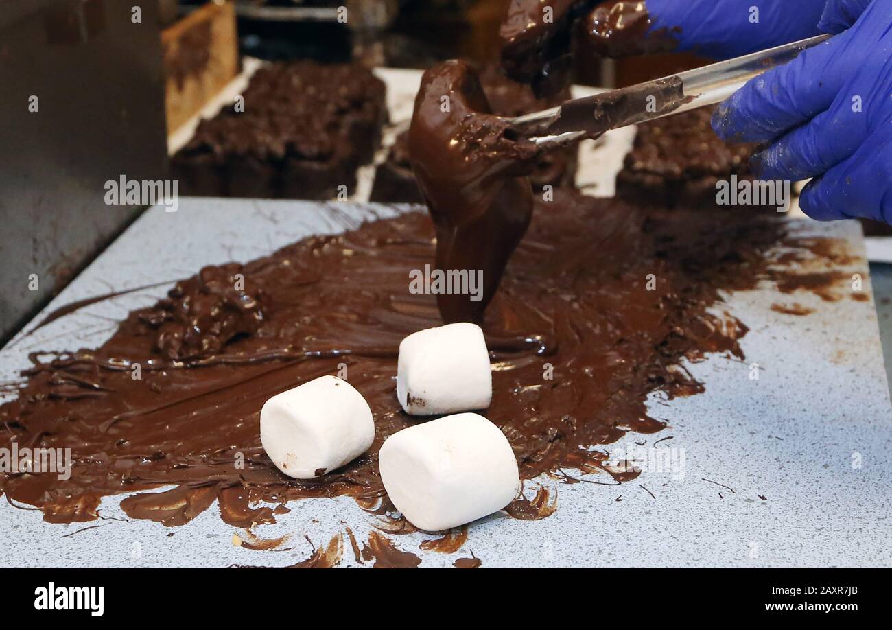 St. Louis, United States. 12th Feb, 2020. Candy maker Mickey Regan ...