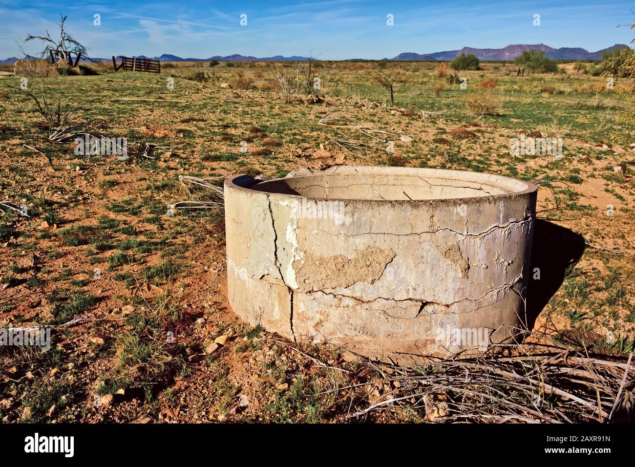 Old Water Trough High Resolution Stock Photography and Images - Alamy