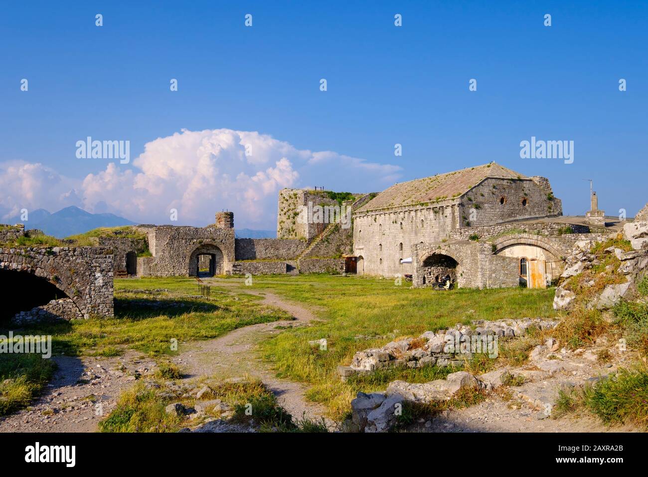 Kalaja e rozafes hi-res stock photography and images - Alamy