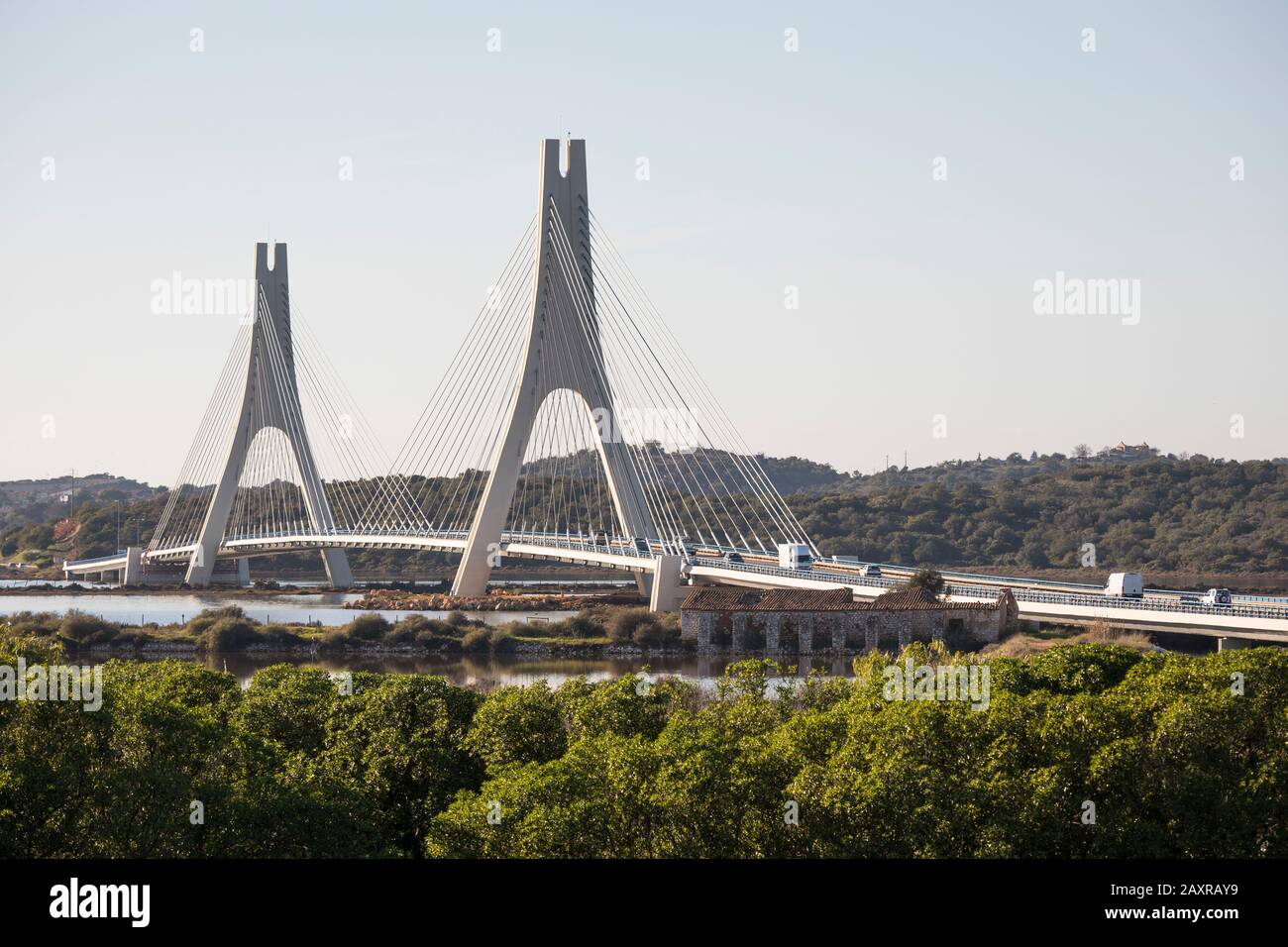 Bridge build structure hi-res stock photography and images - Alamy