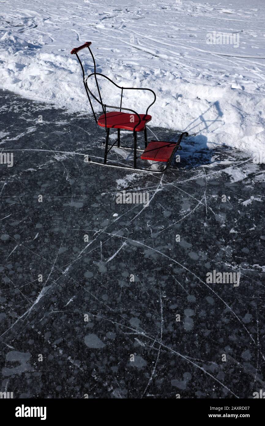 old sledge, ice and snow Stock Photo - Alamy