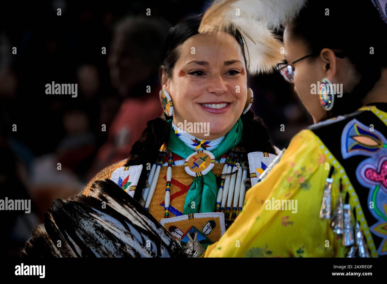 Woman native indian tribe dancing hi-res stock photography and images ...