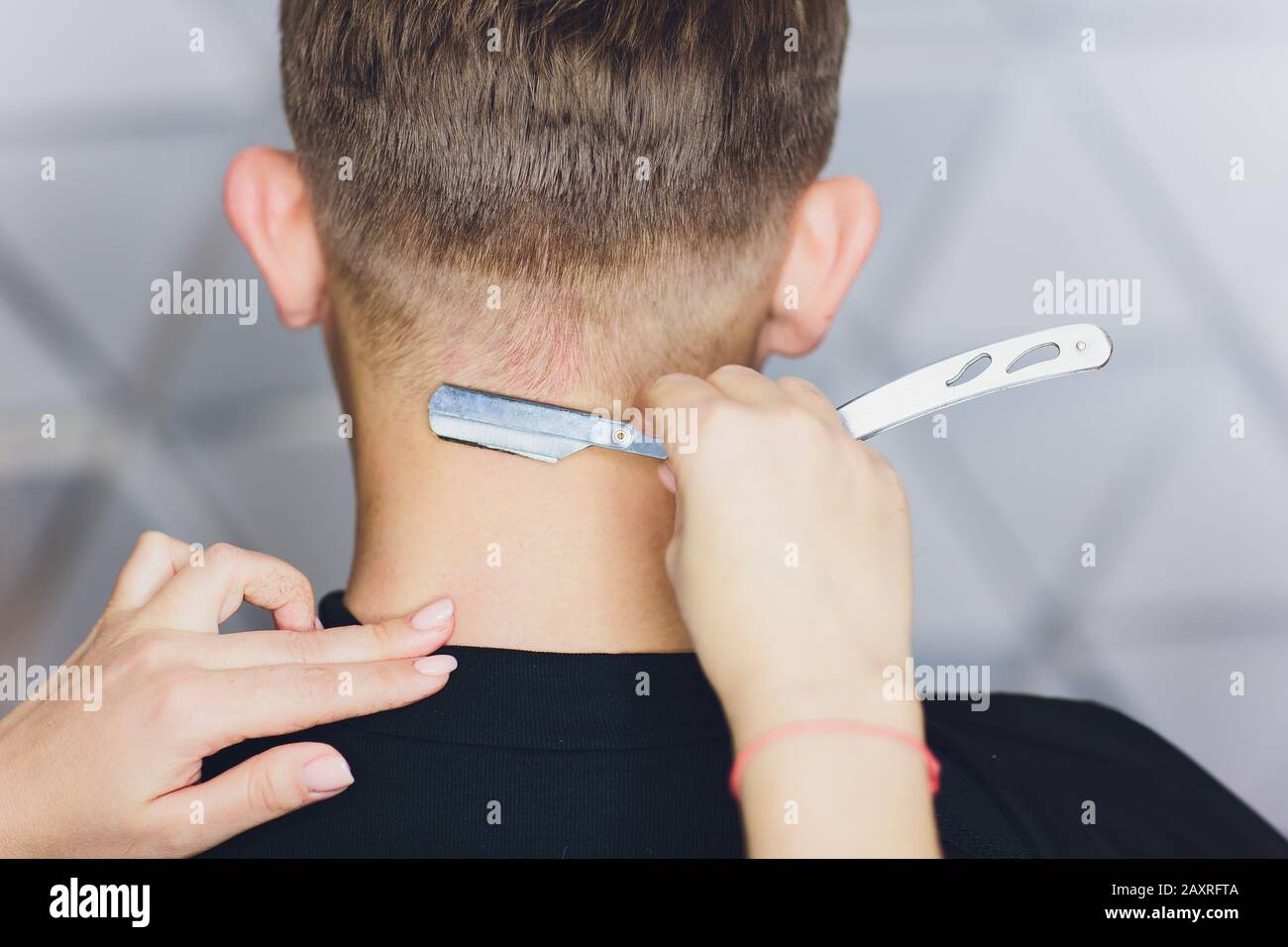 Barber salon start hi-res stock photography and images - Alamy