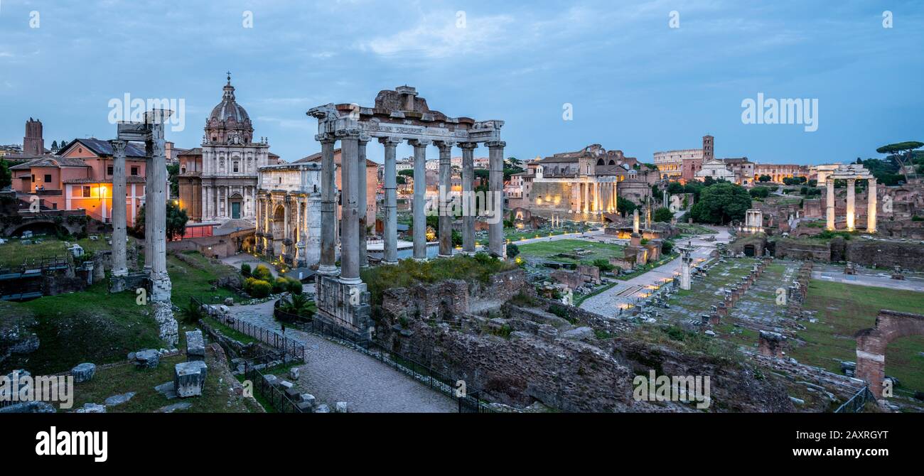 Broken lighting column hi-res stock photography and images - Alamy