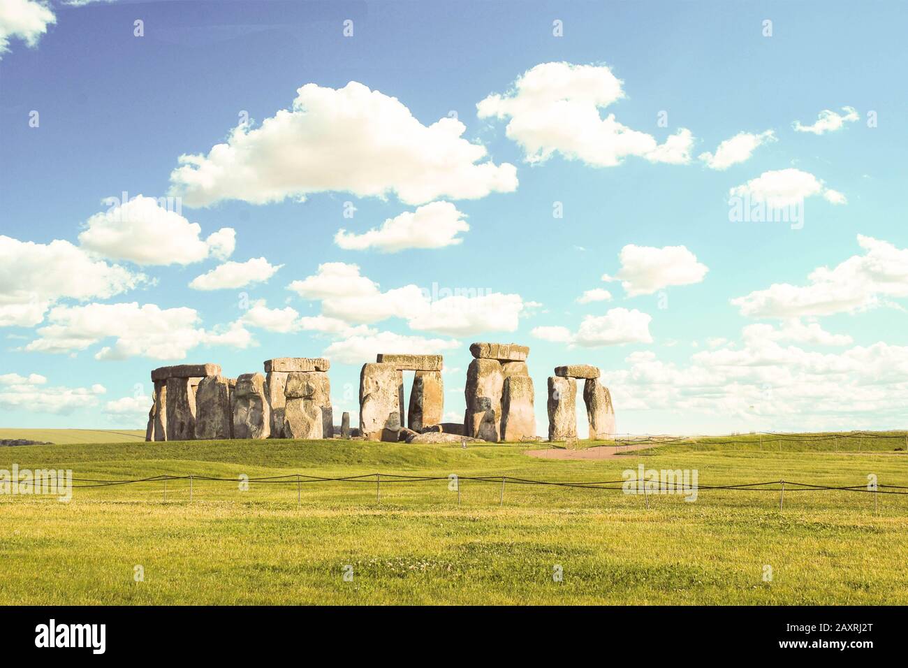 View Of Stonehenge High Resolution Stock Photography and Images - Alamy