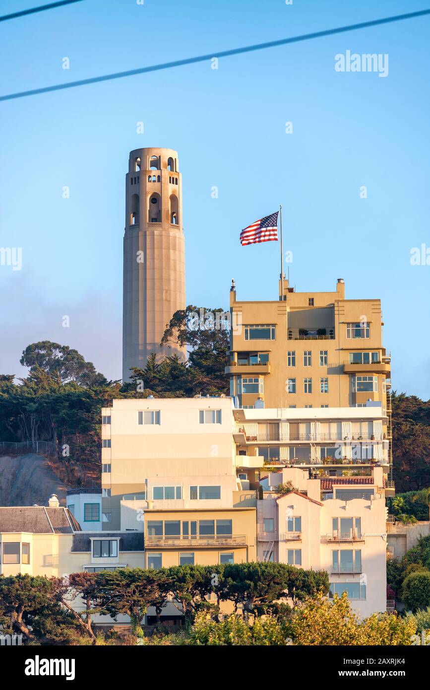 Coit tower monument hi-res stock photography and images - Alamy