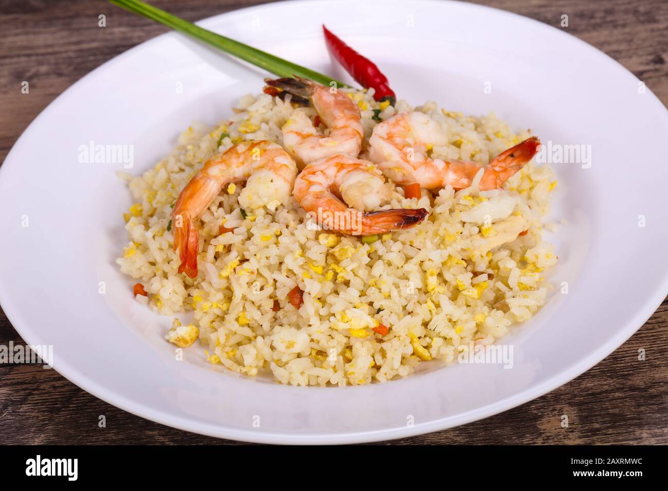 Thai style fried rice with prawn and egg Stock Photo - Alamy