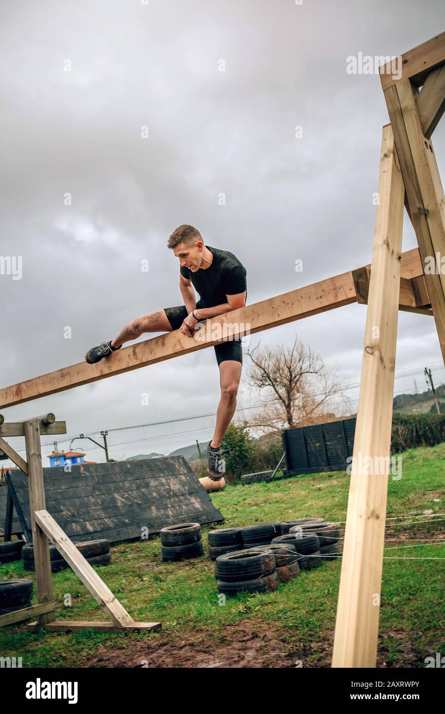 Course table hi-res stock photography and images - Alamy
