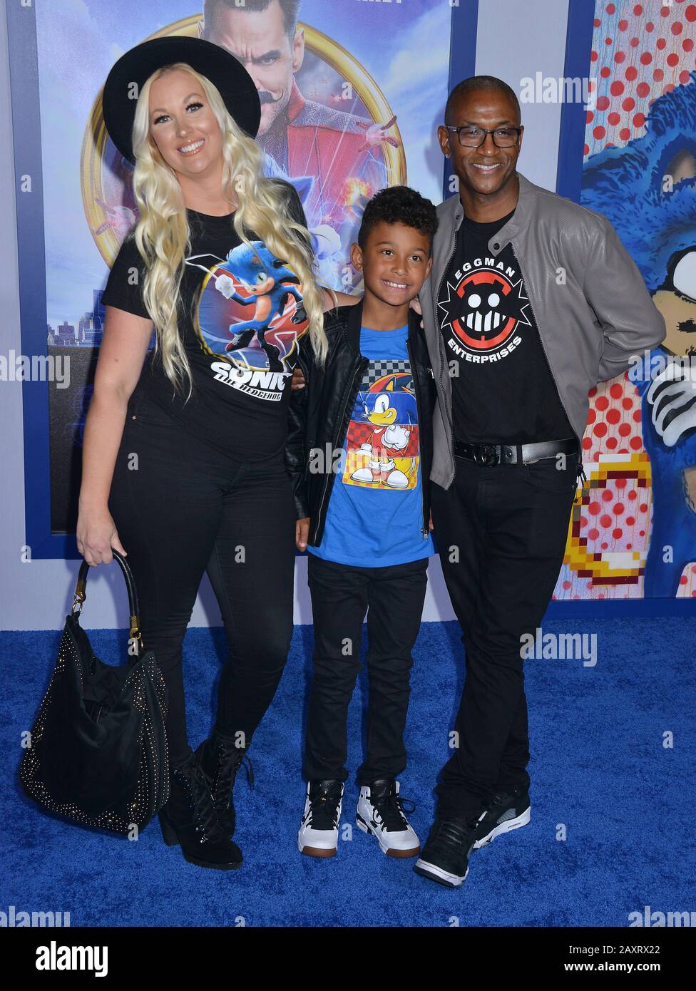 Los Angeles, USA. 12th Feb, 2020. Tommy Davidson wife and son 323 ...