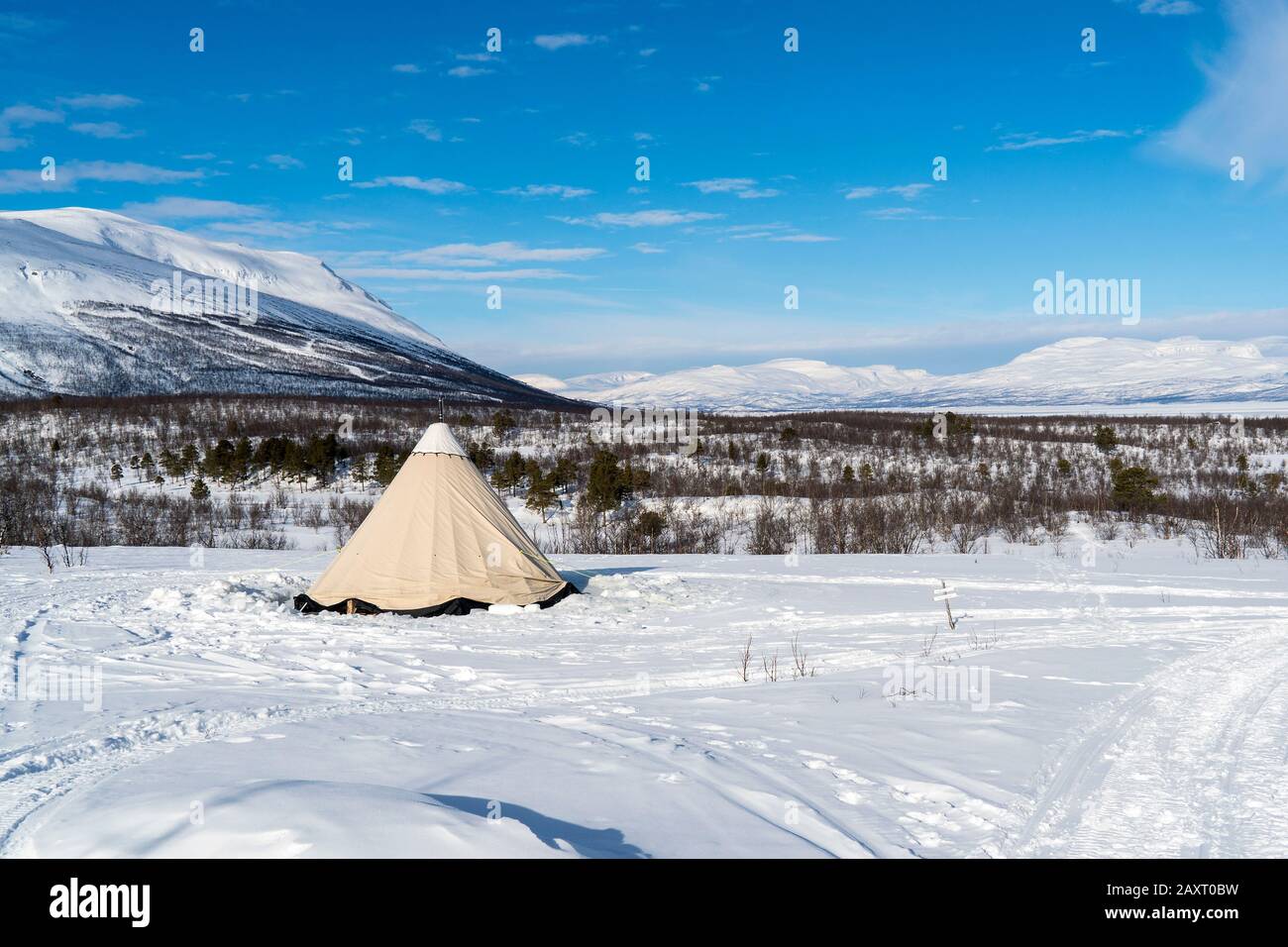 Sweden, Lapland, Abisko National Park, Kungsleden, Teepee tent Stock ...