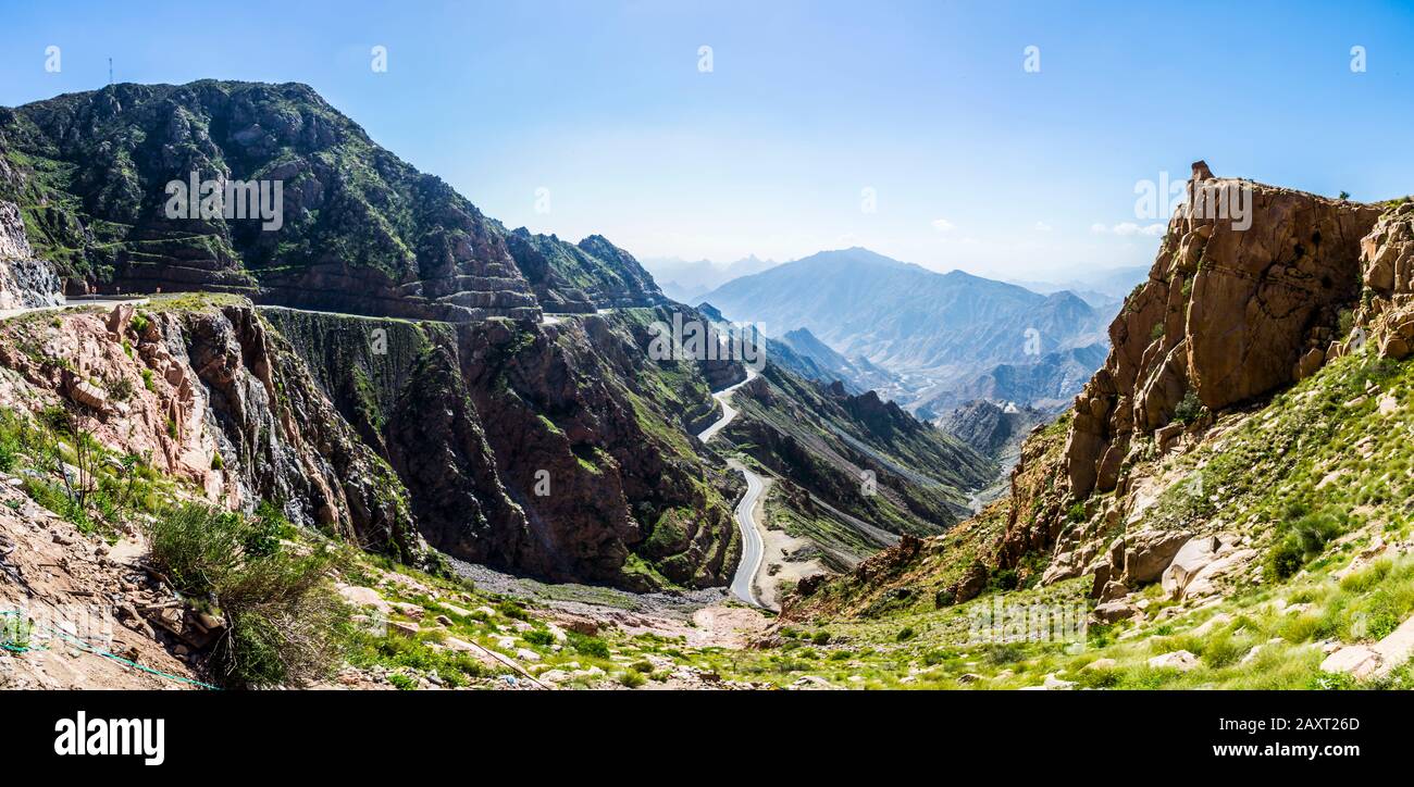 Landscape and terrine of Saudi Arabian desert Stock Photo - Alamy