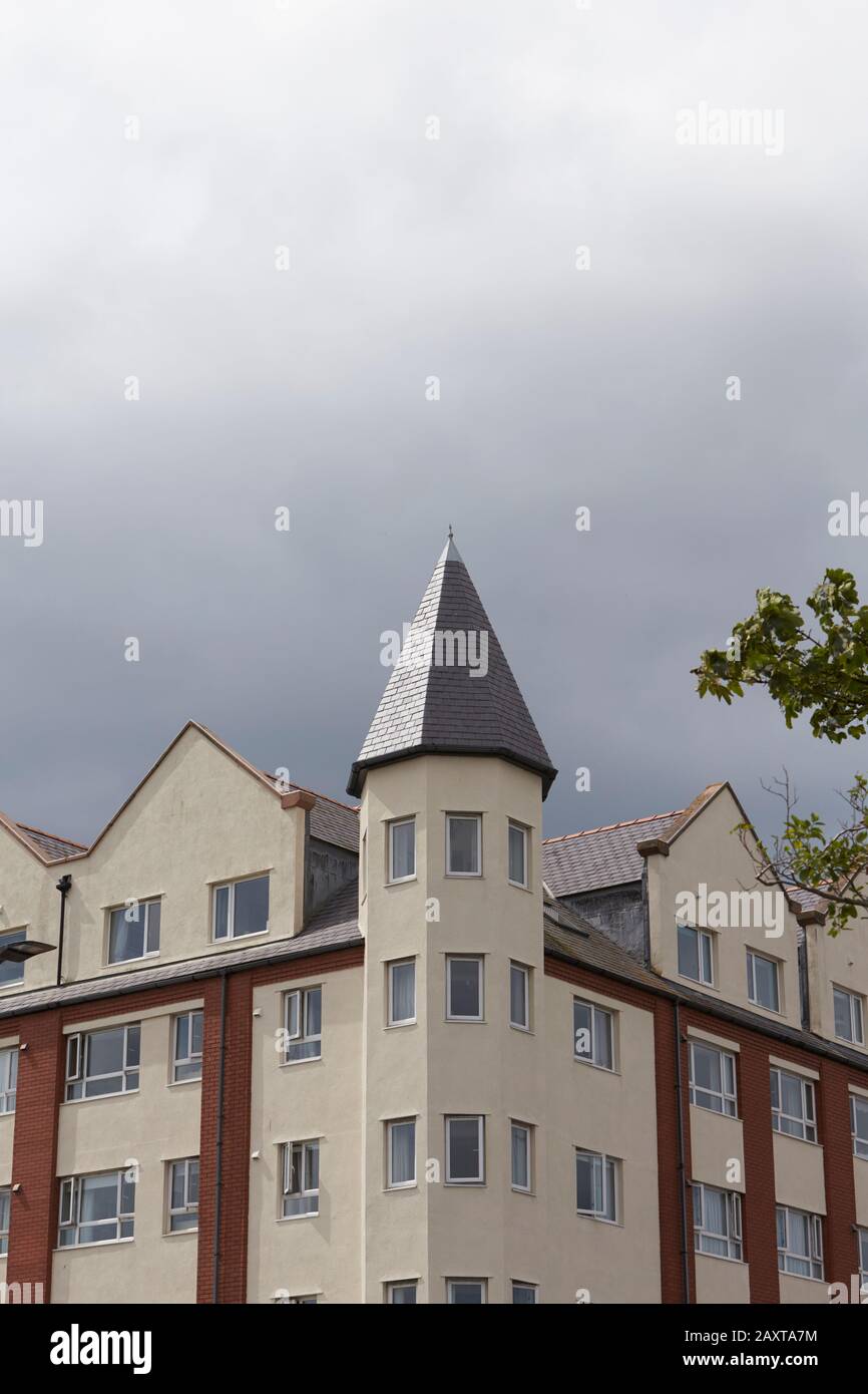 Slate rendered building hi-res stock photography and images - Alamy