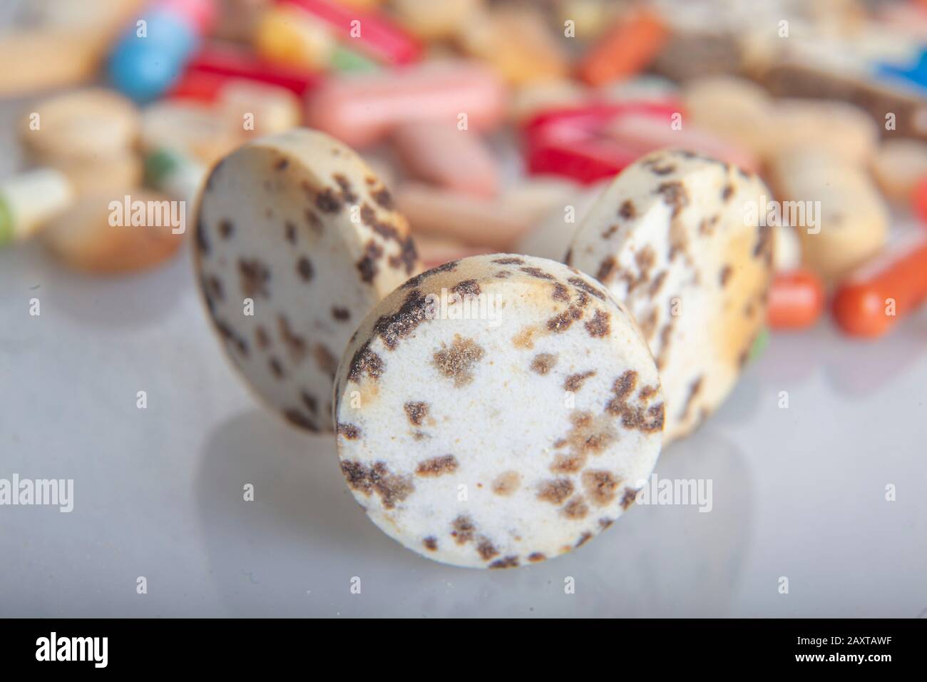 Pill mold hi-res stock photography and images - Alamy