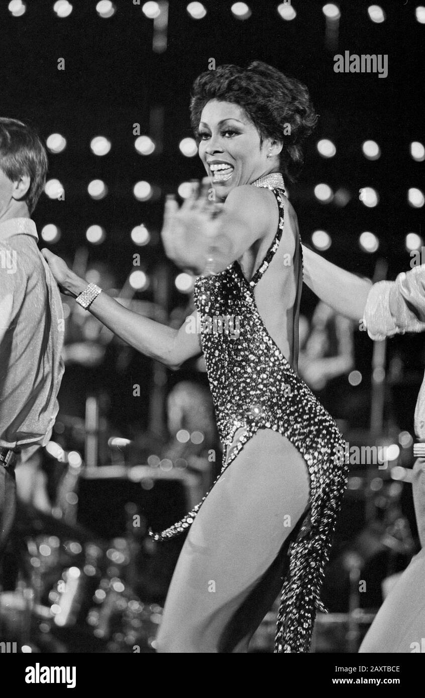 Usa 1970s dancing hi-res stock photography and images - Alamy