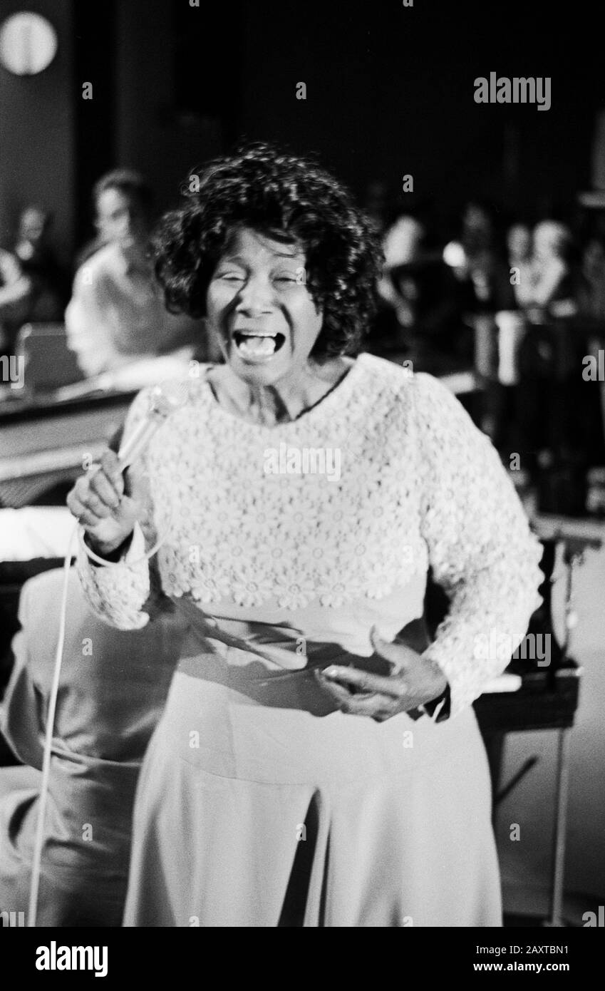 Mahalia jackson hi-res stock photography and images - Alamy