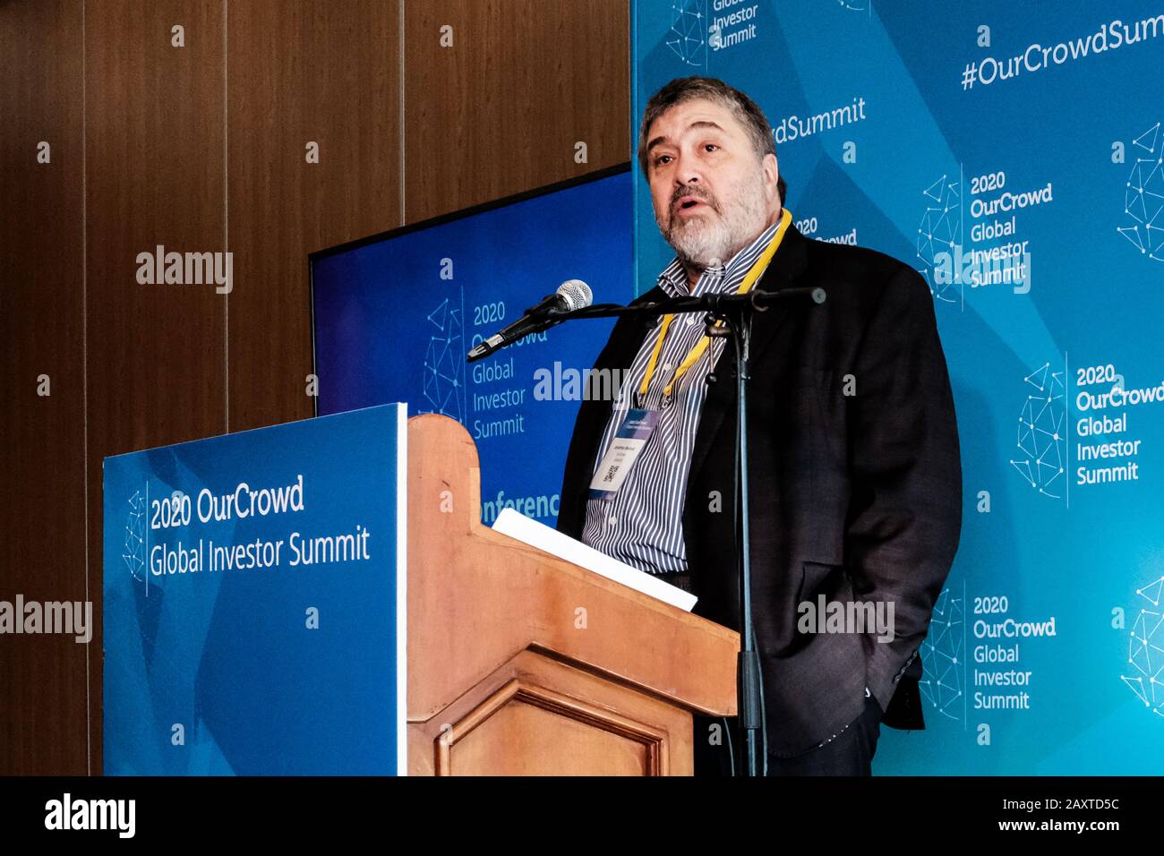 Jon medved hi-res stock photography and images - Alamy