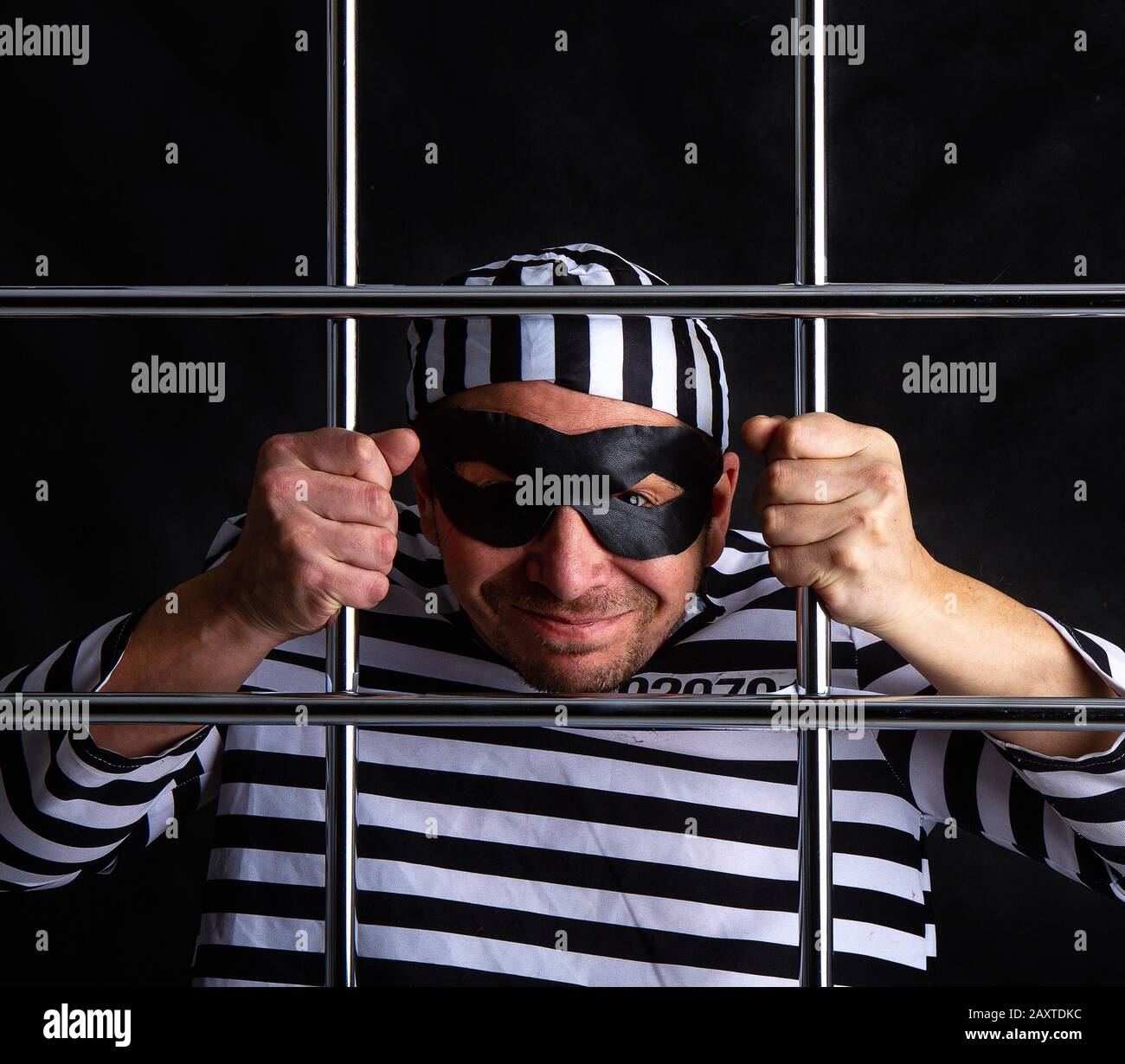 Dark humour hi-res stock photography and images - Alamy