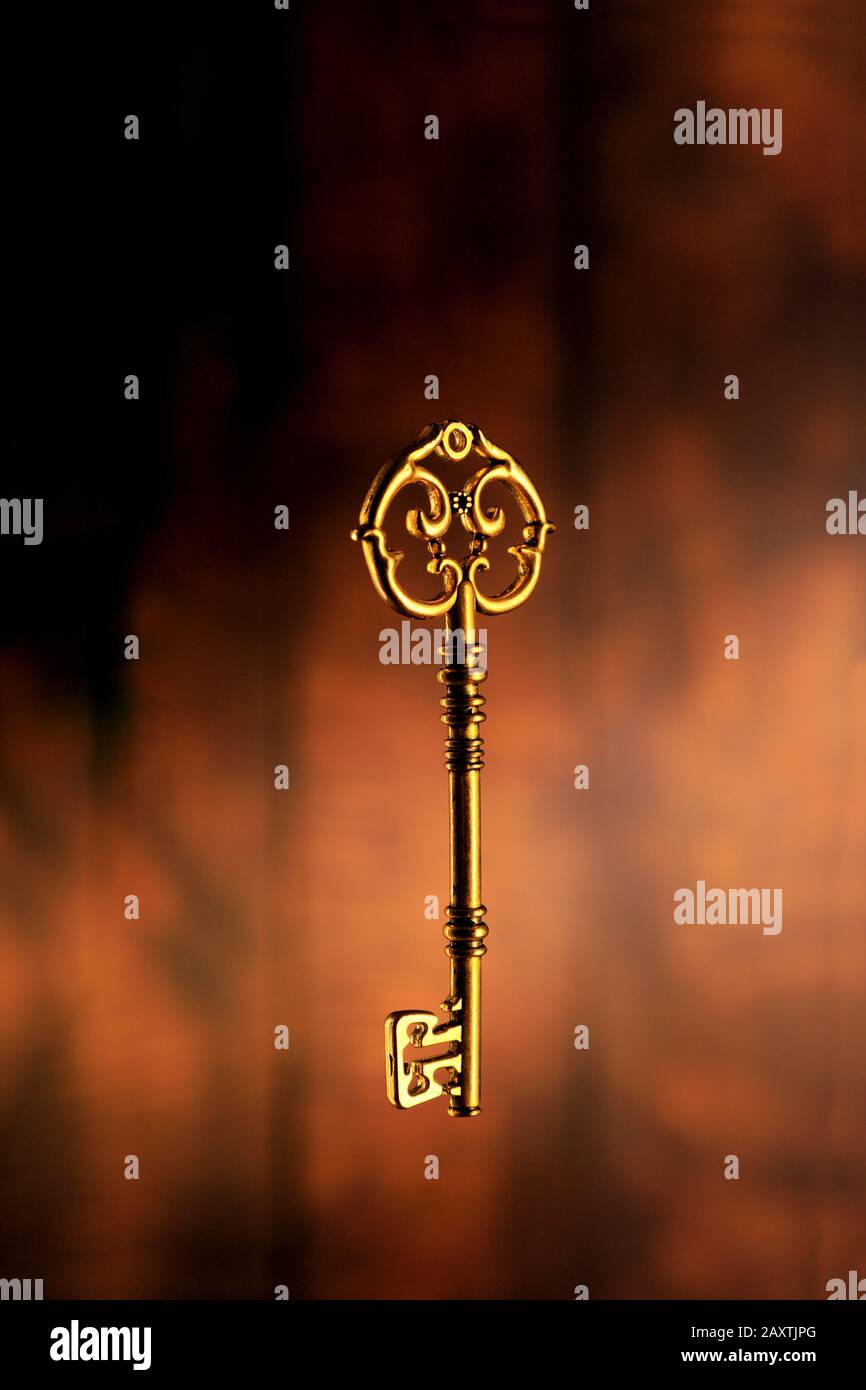 Golden Antique / Vintage Key Stock Photo - Alamy