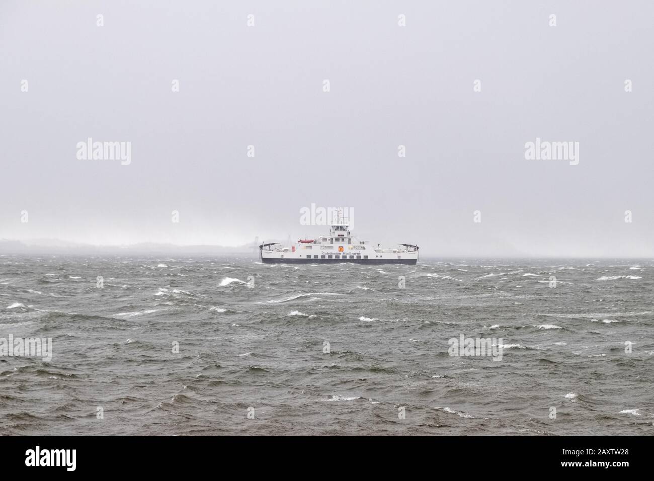 Struggling against the wind hi-res stock photography and images - Alamy