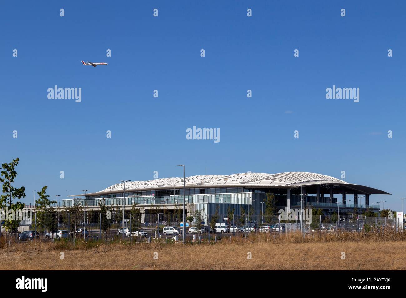 New TGV station in Montpellier-Sud-de-France. Architects: Marc Mimram ...