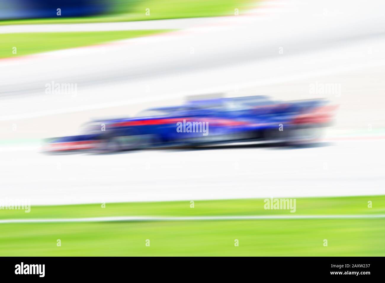 F1 Race car, pass very quickly, car sport, blurred background, racing ...