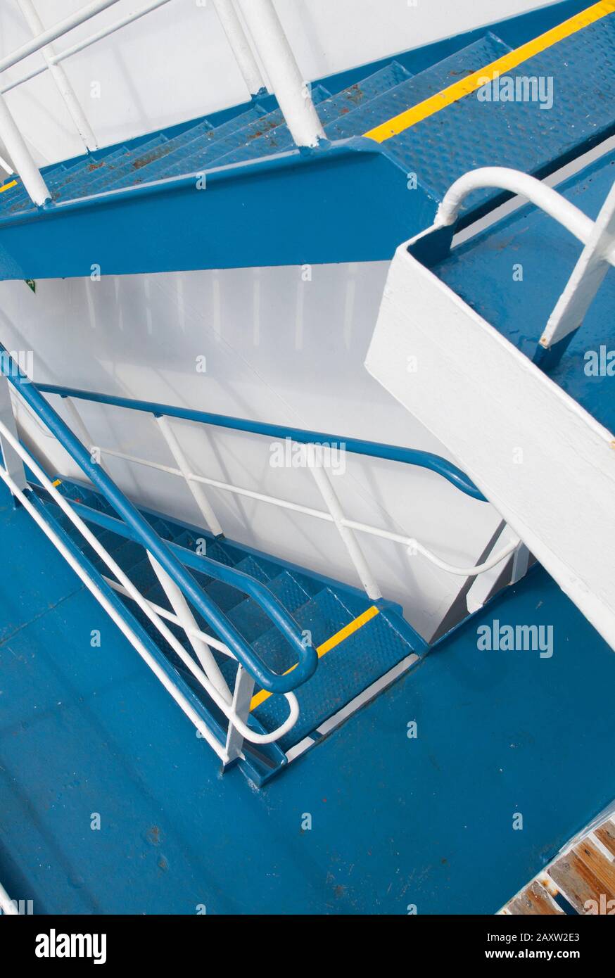 Ship stairs hi-res stock photography and images - Alamy