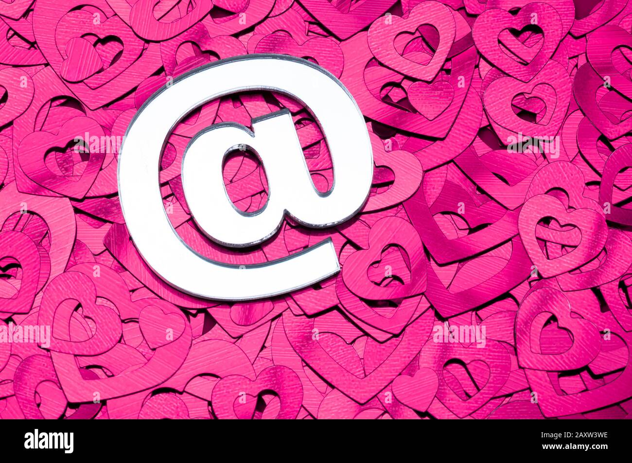 Arroba symbol hi-res stock photography and images - Alamy