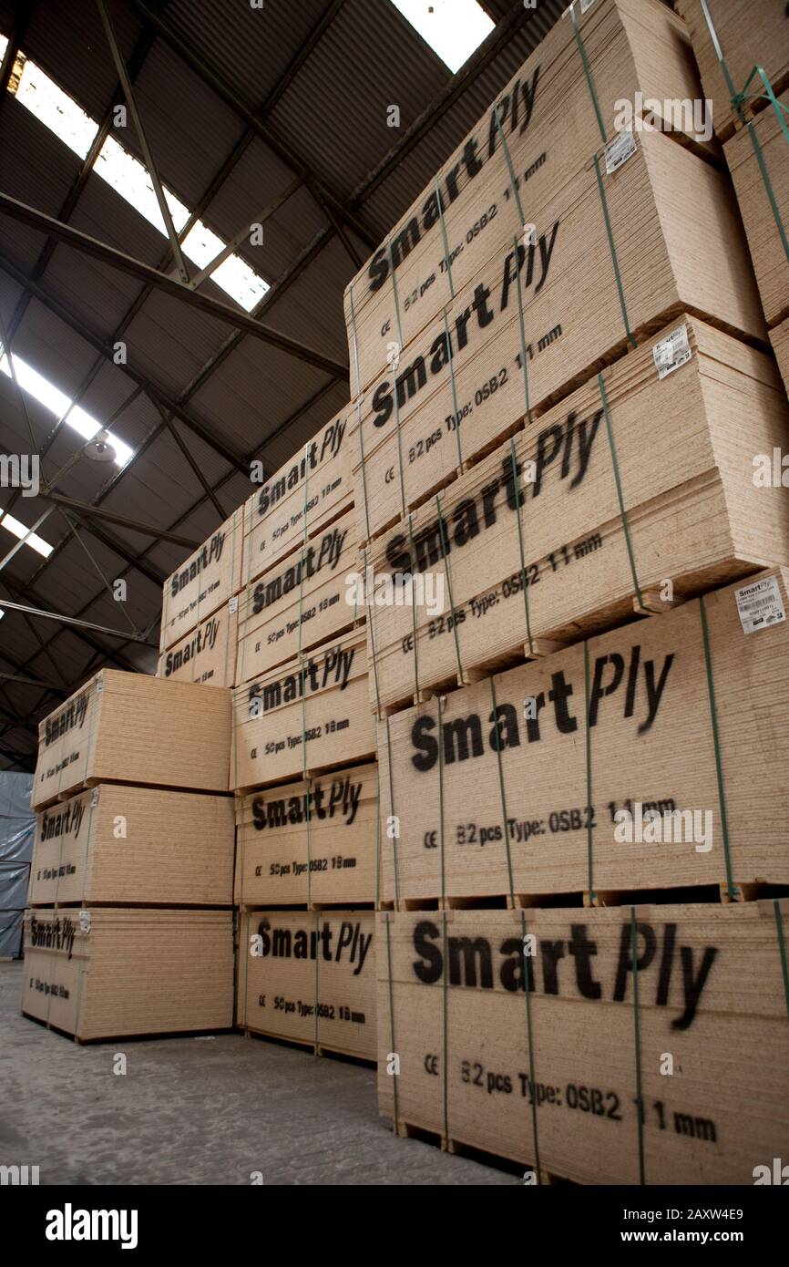 Smart ply logo hi-res stock photography and images - Alamy