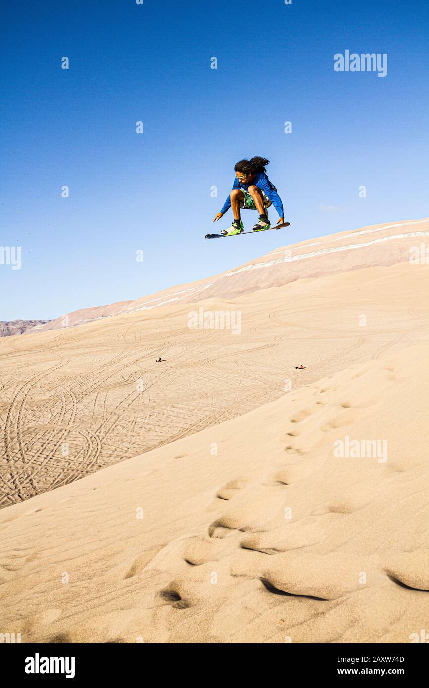 Sandboard atacama desert chile hi-res stock photography and images - Alamy