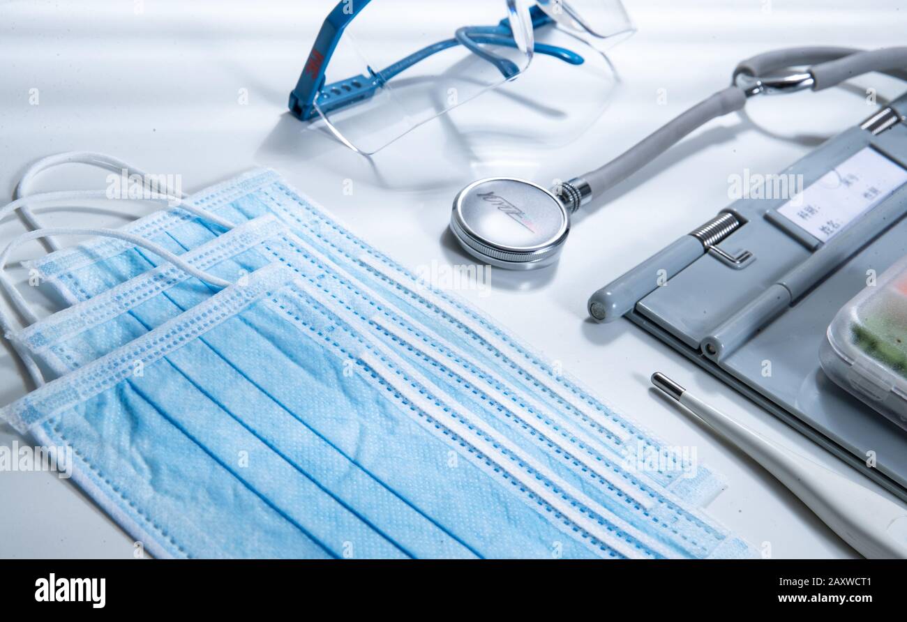 Disposable surgical masks and other medical products Stock Photo - Alamy