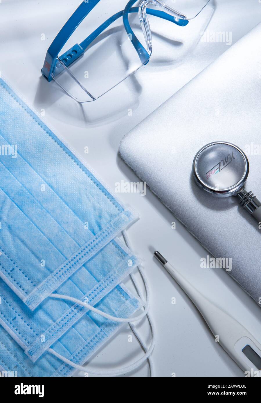 Disposable surgical masks and other medical products Stock Photo - Alamy
