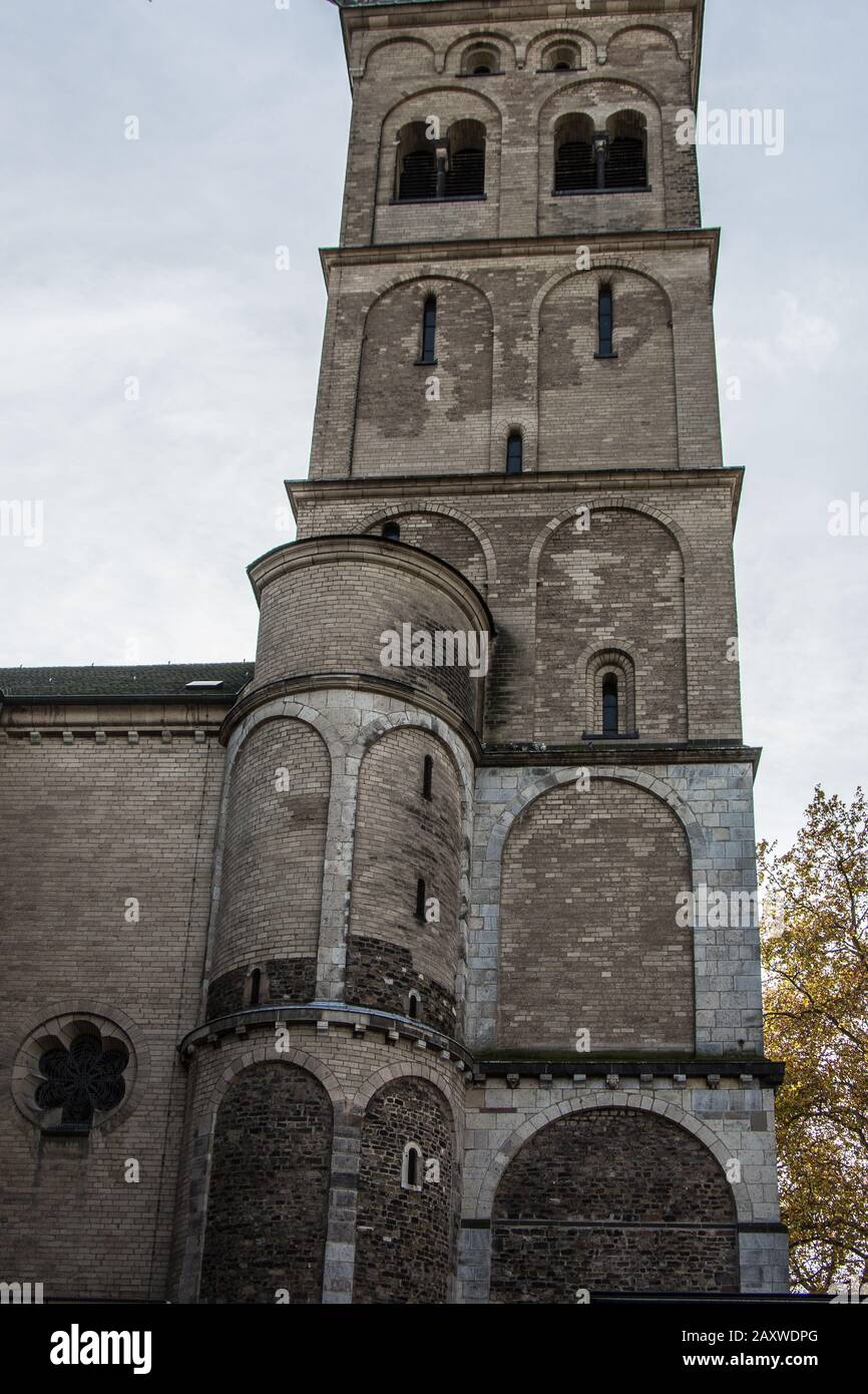 Romanesque basilica in Cologne Stock Photo - Alamy