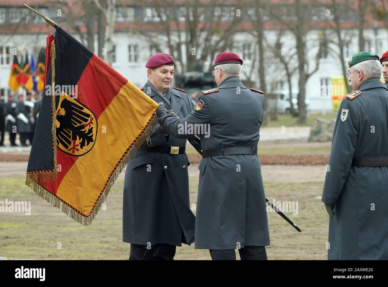 German bundeswehr general inspector wolfgang hi-res stock photography ...