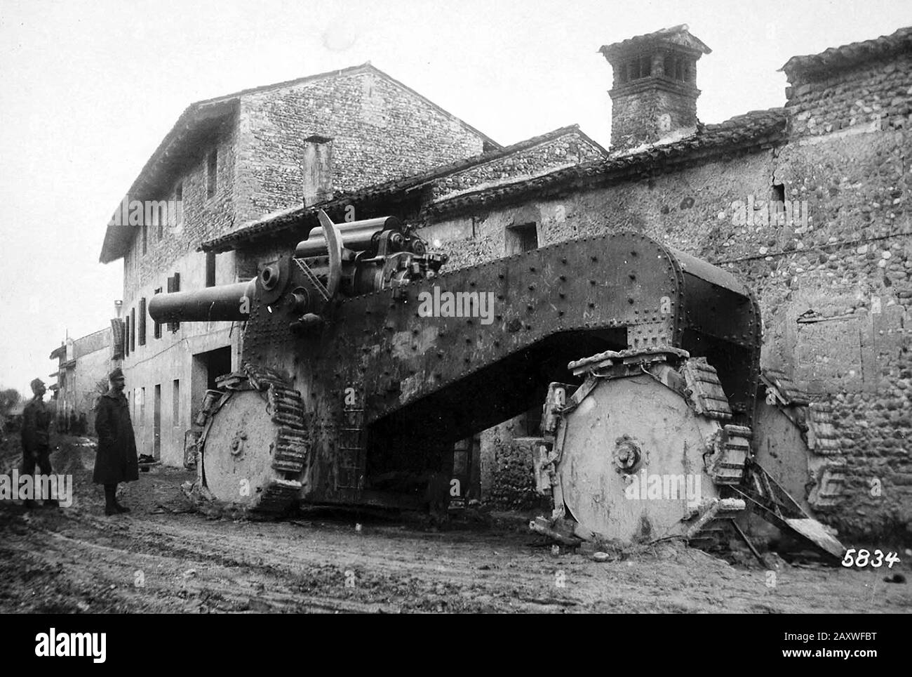 Technology and the Weapons of the First World War, 1914-1918 Stock ...