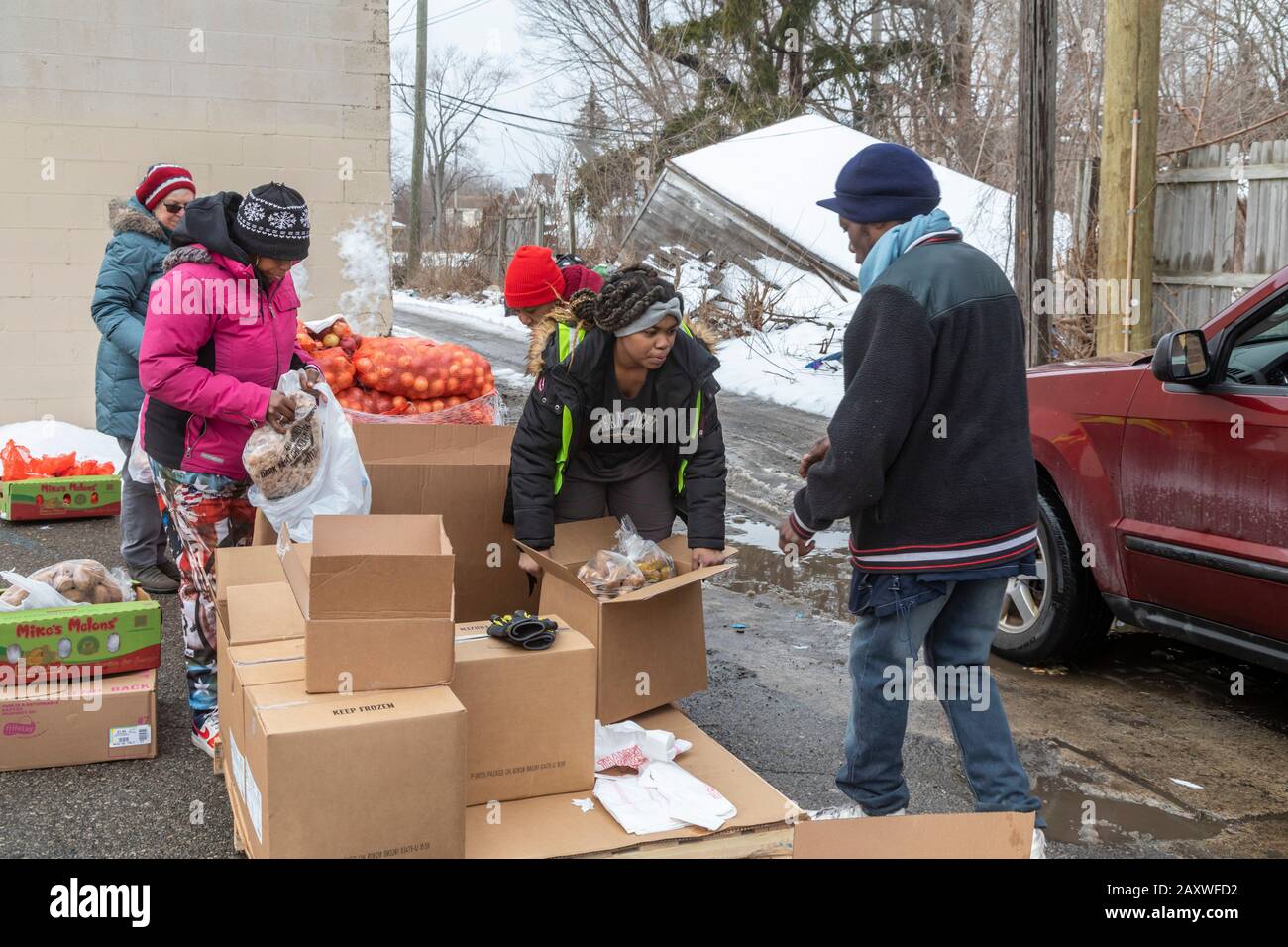 Detroit, Michigan - Volunteers from the Morningside community ...