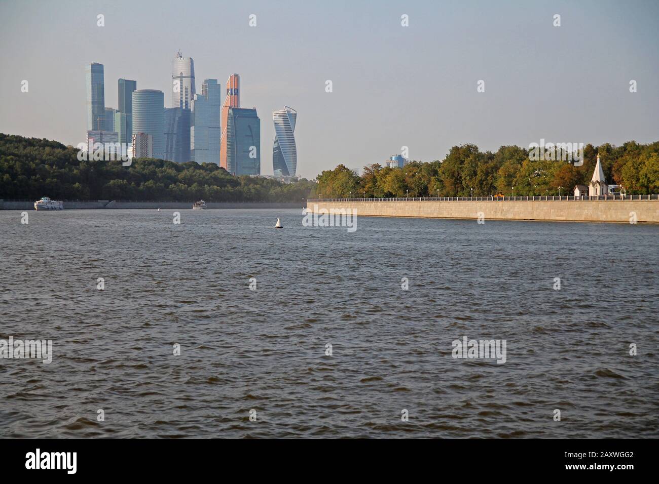 Moscow skyline city skyscrapers green hi-res stock photography and ...