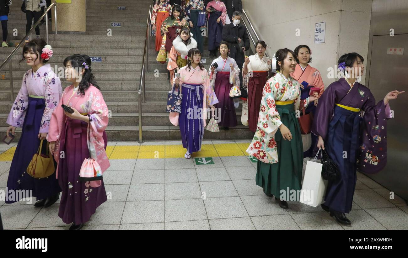 KIMONOS IN TOKYO METRO Stock Photo - Alamy