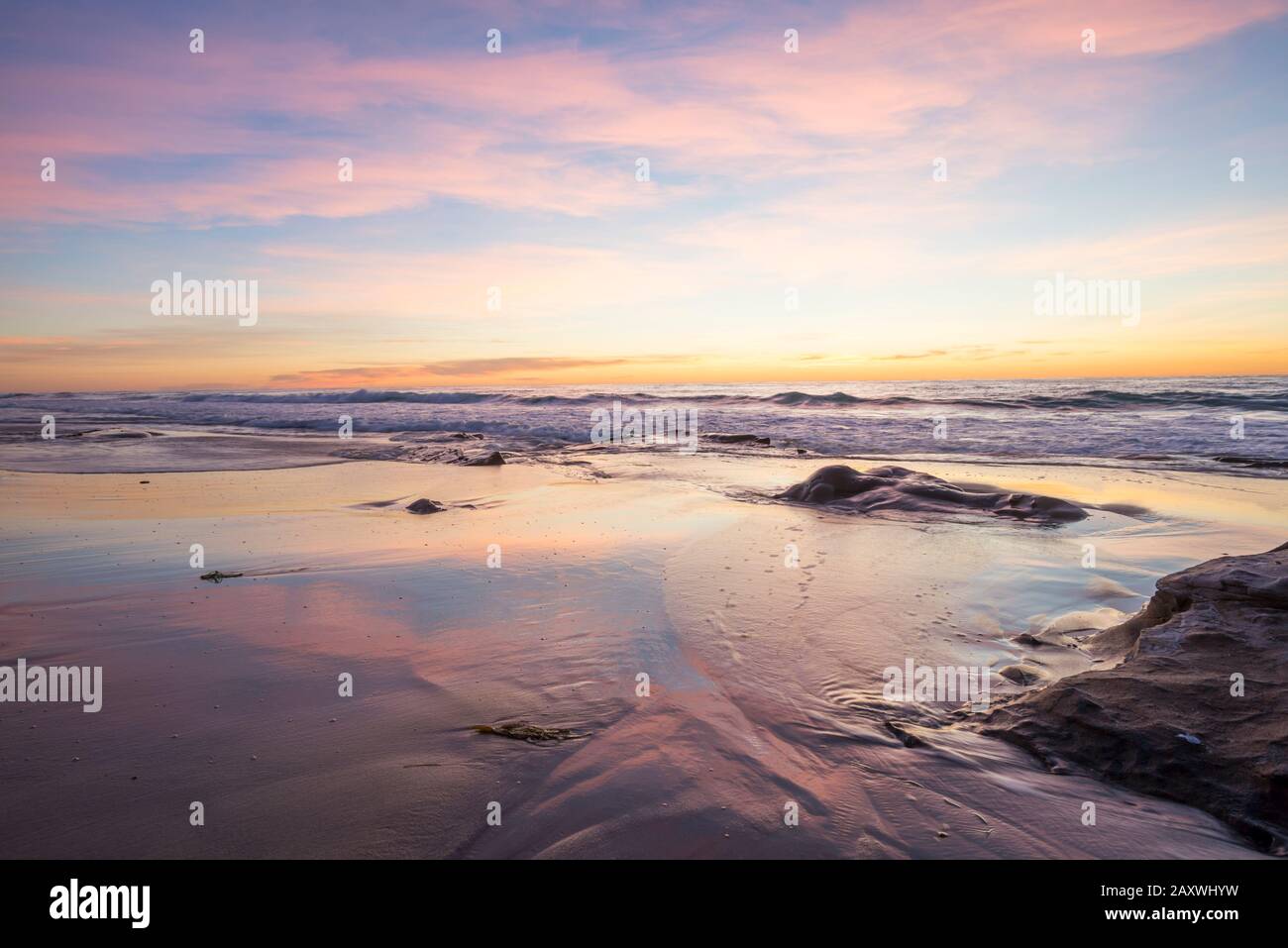 Winter coastal sunset at Marine Street Beach. La Jolla, CA, USA Stock ...