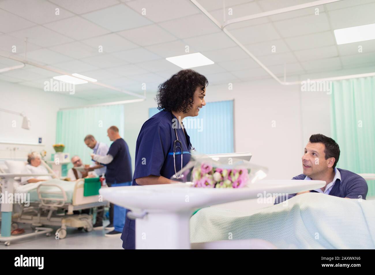 Ward rounds hi-res stock photography and images - Alamy